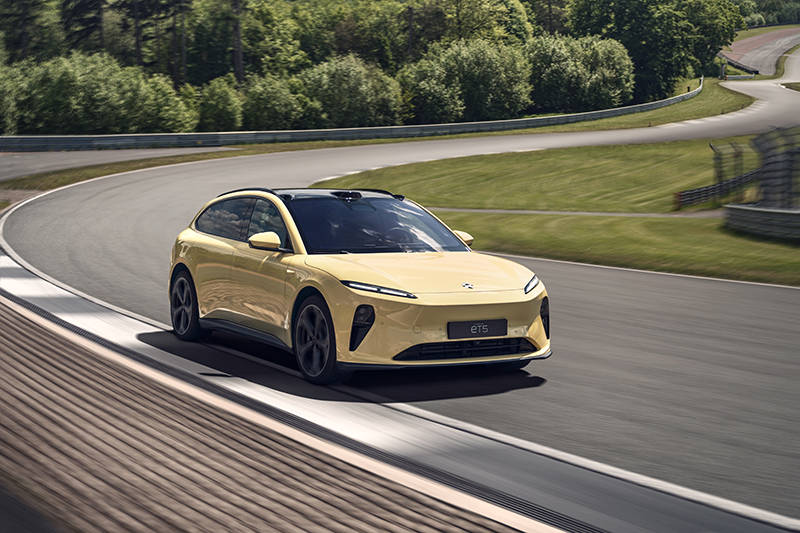 BaaS购车22.8万元起，与标准版同价！ET5旅行版能「爆」吗？_搜狐汽车_搜狐网