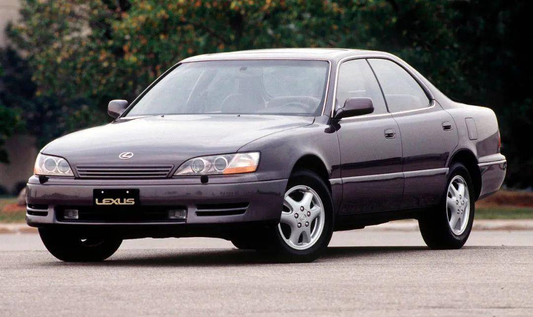 高能见度Hardtop 丨 一北一南，美规凌志ES与日规丰田Windom_搜狐汽车_搜狐网