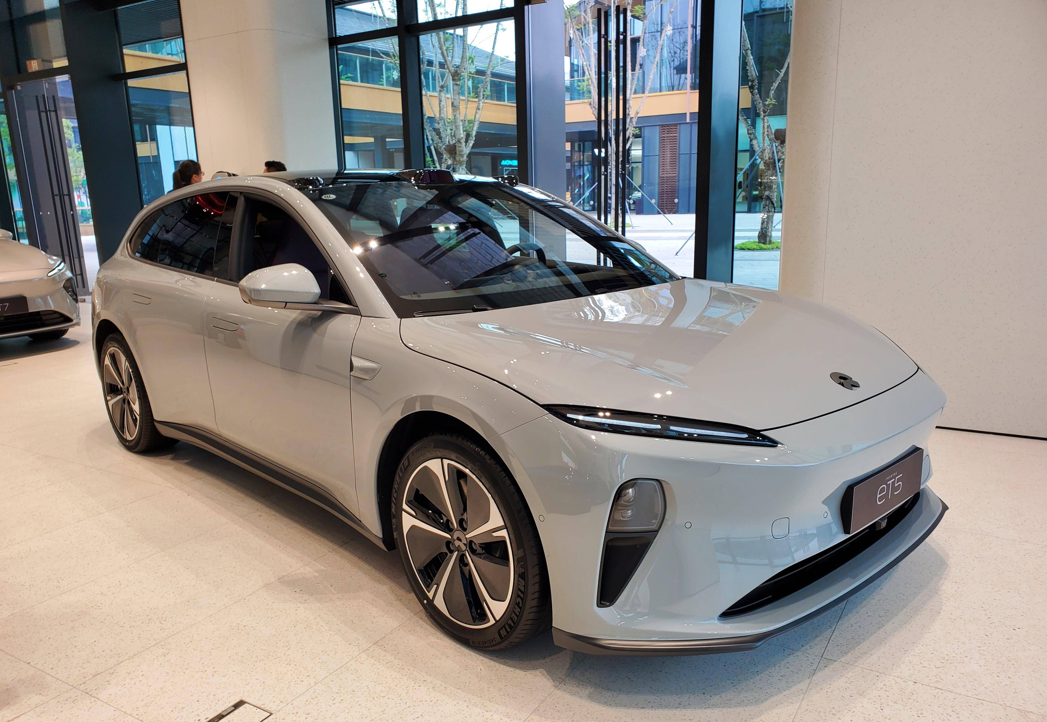 蔚来ET5旅行版上市，起售价29.8万元，你心动了吗？_搜狐汽车_搜狐网