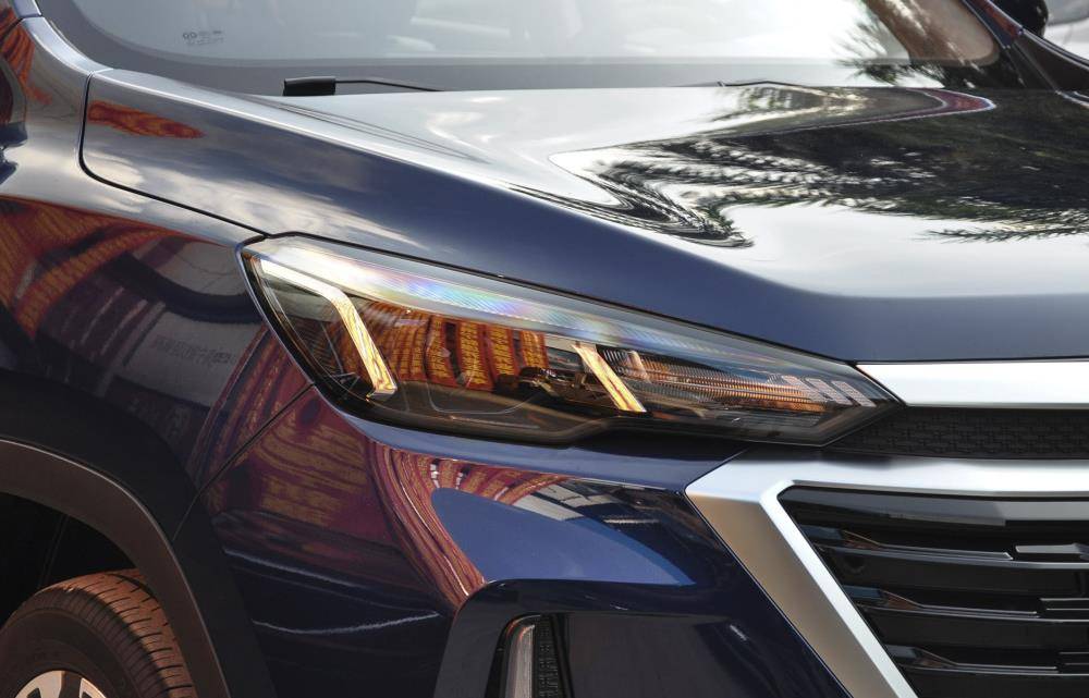 有它还看啥宝骏！外观媲美奥迪Q2L，全系标配LED大灯，4.99万_搜狐汽车_搜狐网