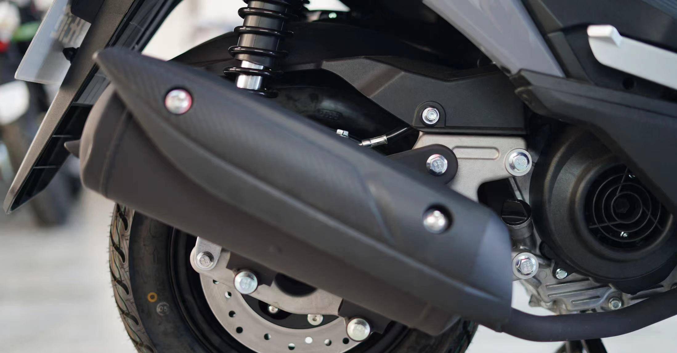 售价9999元，23款大阳VPS125极致版发布-超越极限的性能与配置_搜狐汽车_搜狐网