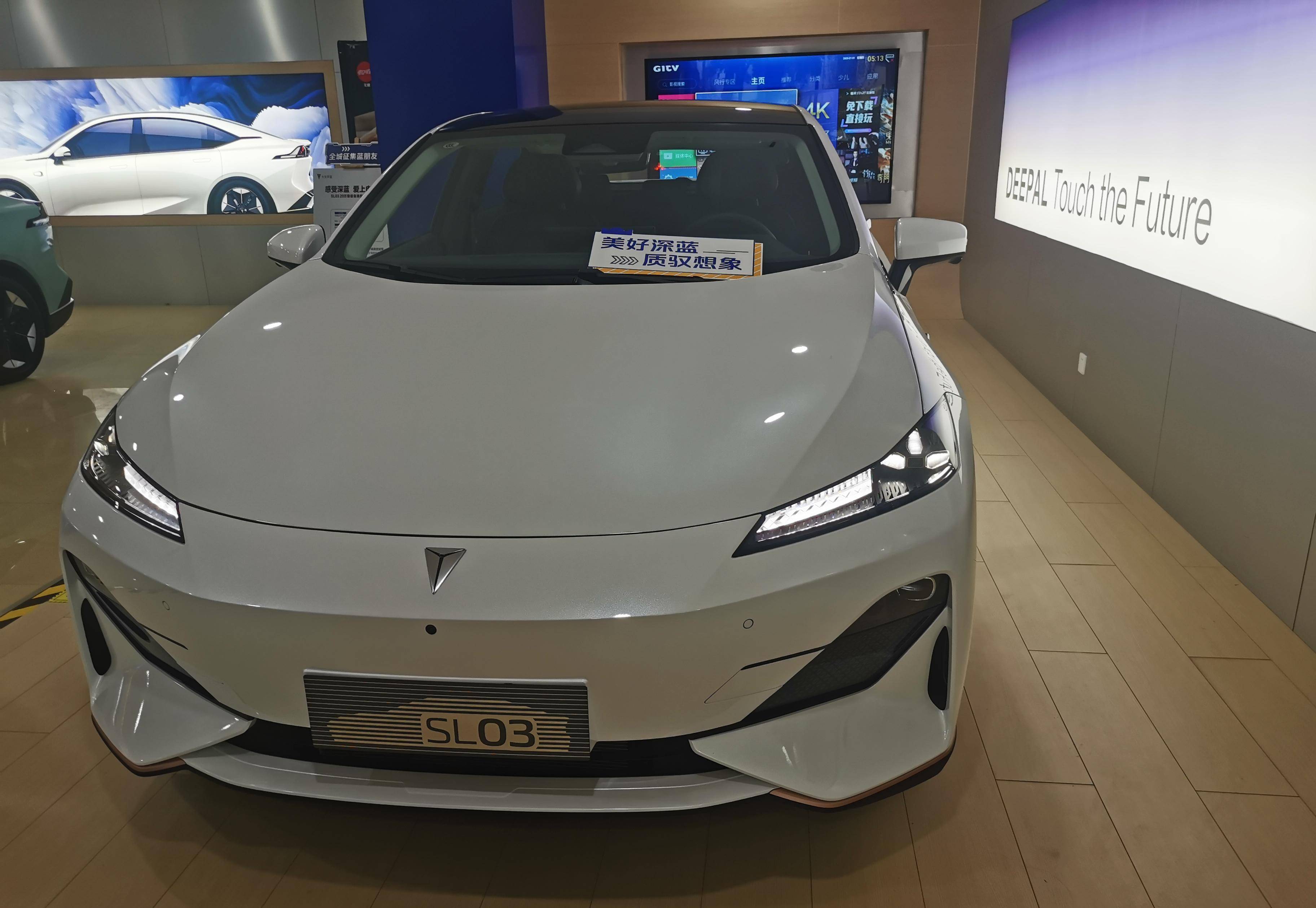 续航515公里，售18.99万，定位B级车，深蓝SL03值得入手吗？_搜狐汽车_搜狐网