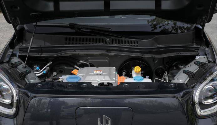 这款零跑T03：续航403km，售8.99万，白领上下班代步首选！_搜狐汽车_搜狐网