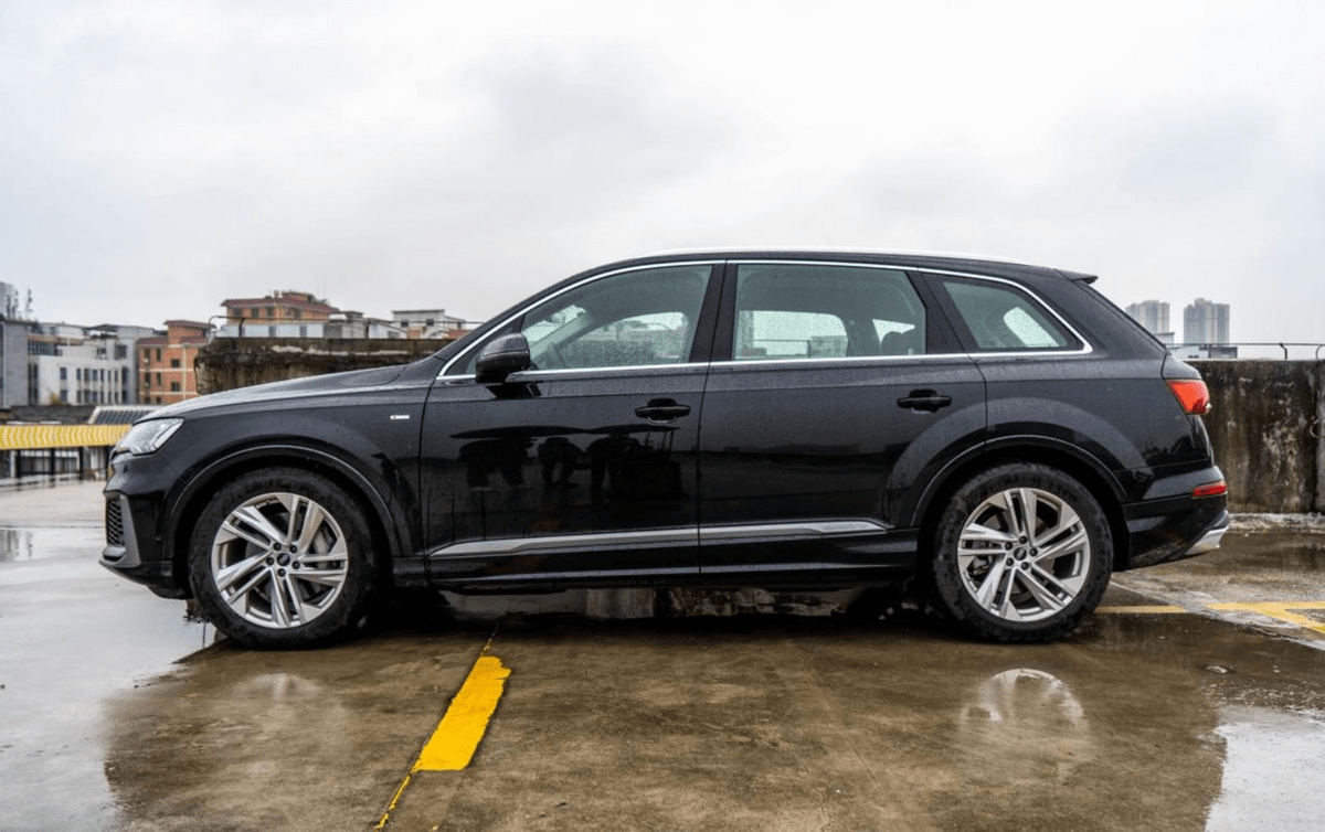 彰显尊贵与自信，让这款豪华SUV成就豪情人生_搜狐汽车_搜狐网