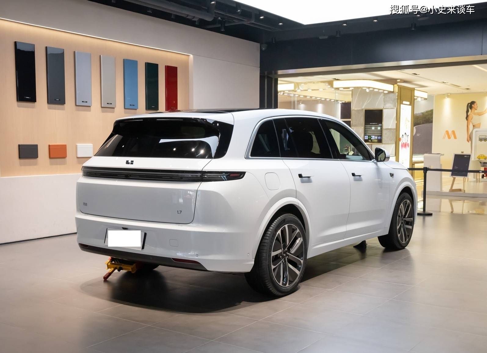 国产混动版“霸道”上市！车长超5米续航达1315Km，纯电续航203Km_搜狐汽车_搜狐网