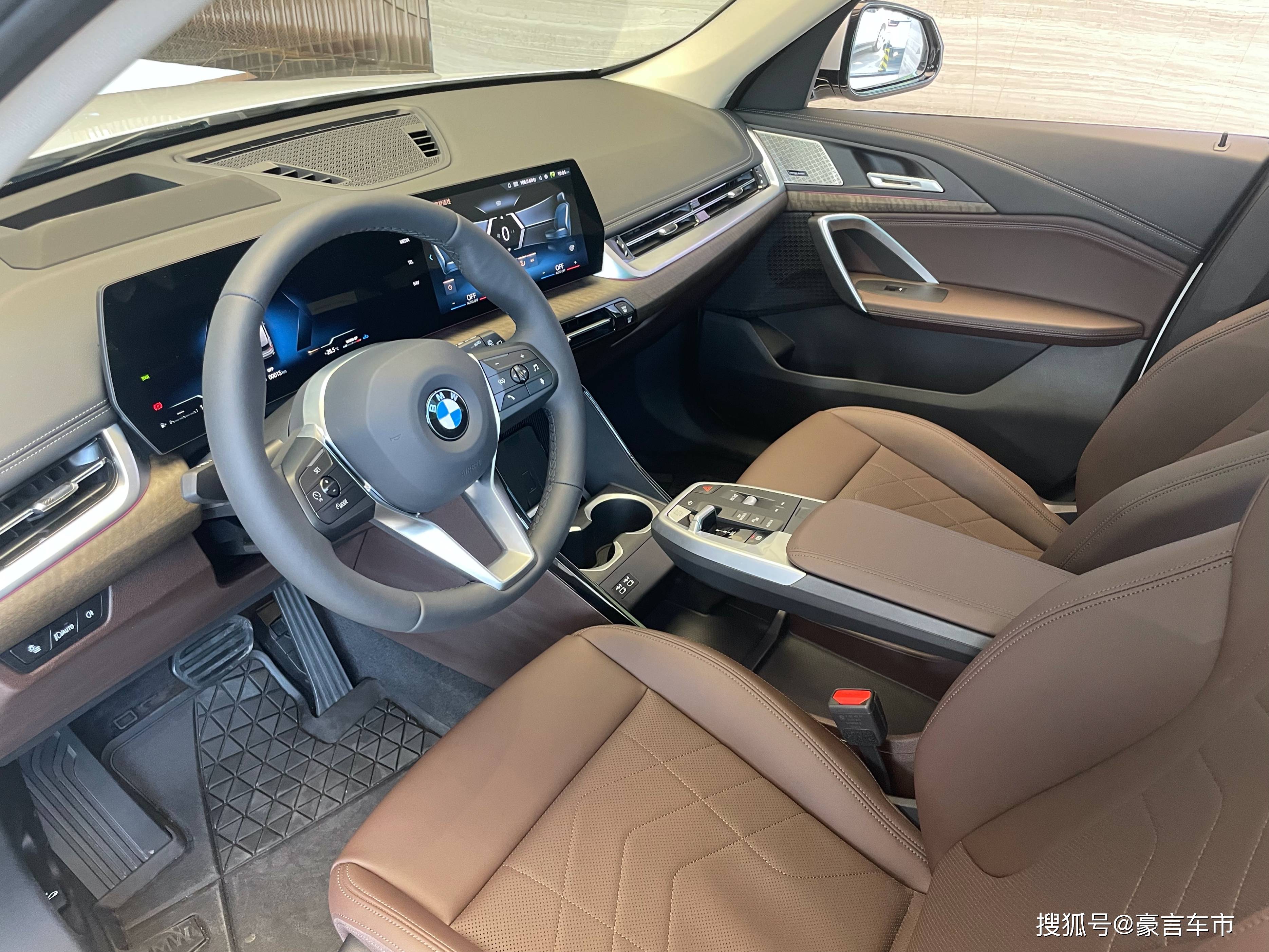 空间大到跨级，看全新宝马X1到底值不值_搜狐汽车_搜狐网
