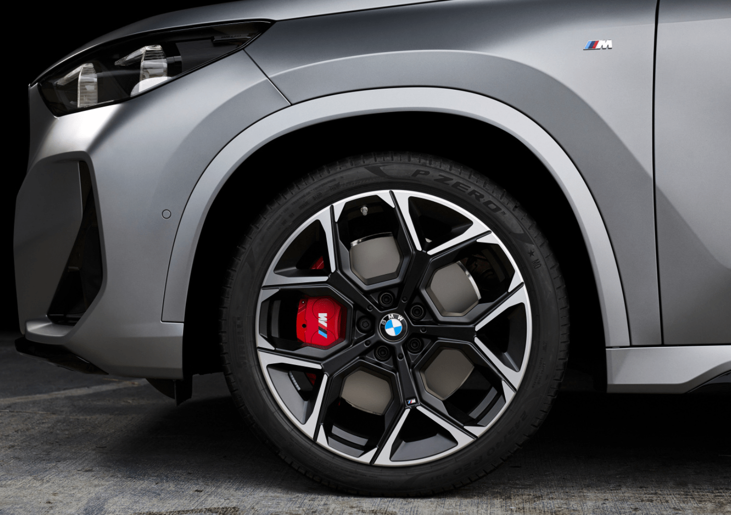 宝马发布X1 M35i，312马力5.2秒破百，预计国内售价45万元上_搜狐汽车_搜狐网