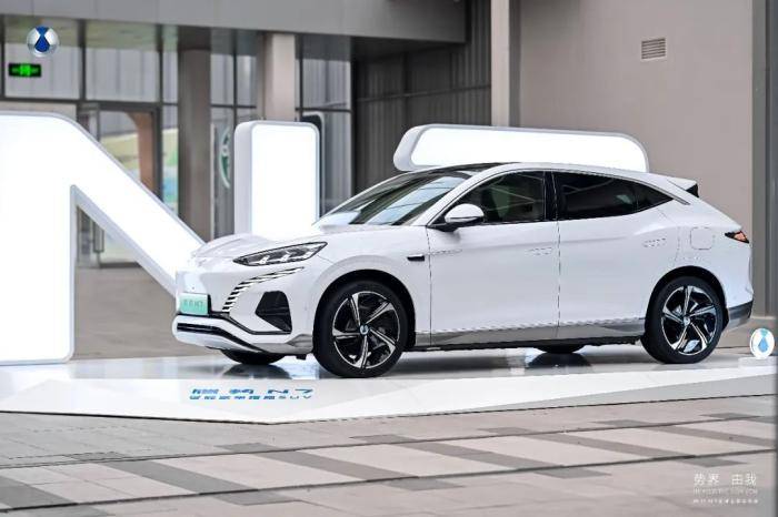 腾势N7：对手是BBA，主流市场可否一鸣惊人？_搜狐汽车_搜狐网