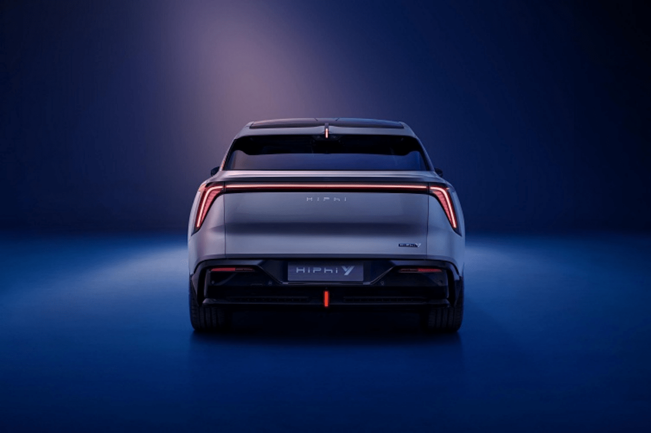 不装高端了！36.9万元起售的高合HiPhi Y值得买吗？_搜狐汽车_搜狐网