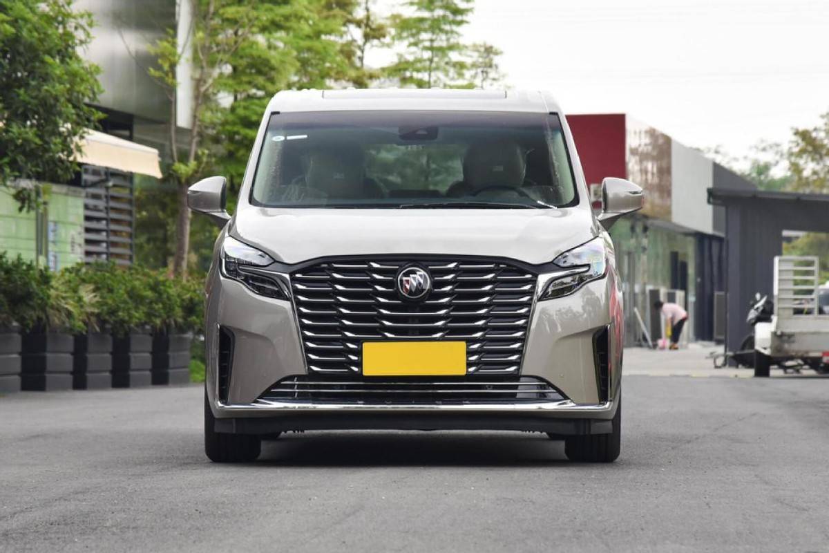 家用选MPV，别克GL8和腾势D9究竟谁更胜一筹？对比后就明白了_搜狐汽车_搜狐网