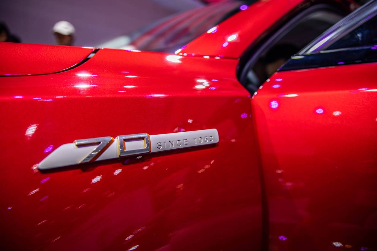 M9、B70纪念版+T90新版OTA：盘点一汽奔腾长春车展诚意「大礼包」_搜狐汽车_搜狐网