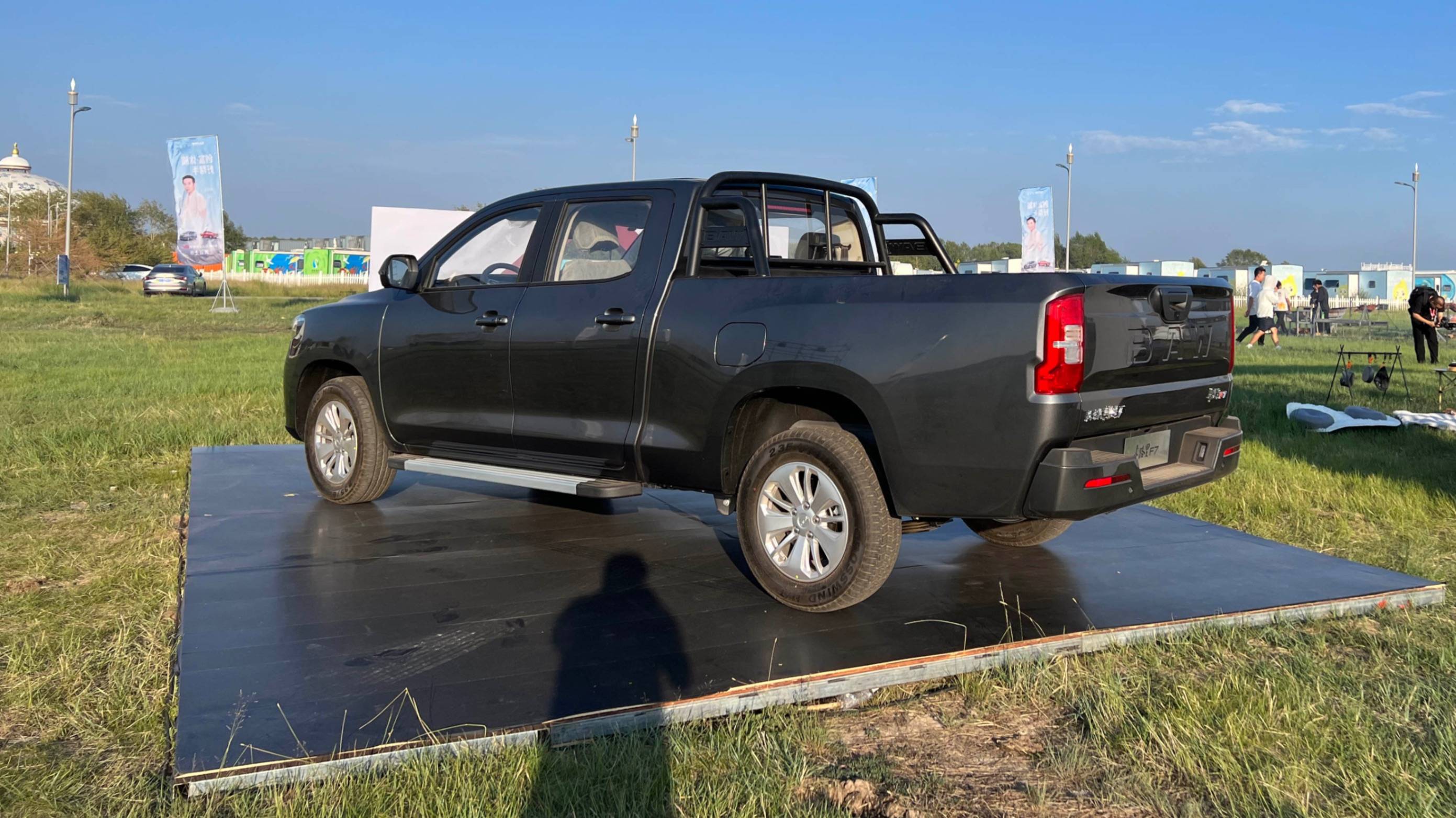 卡路里F7、王牌M7自动挡车型上市，2.0L+8AT，8.78万起售_搜狐汽车_搜狐网