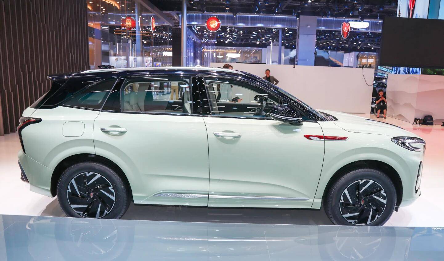 14.58万起，红旗HS3定位豪华A+级SUV，对比合资车型如何？_搜狐汽车_搜狐网