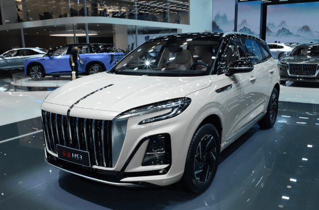 又一款国产suv，2.0T+8AT，252匹马力，顶配才19.58万_搜狐汽车_搜狐网