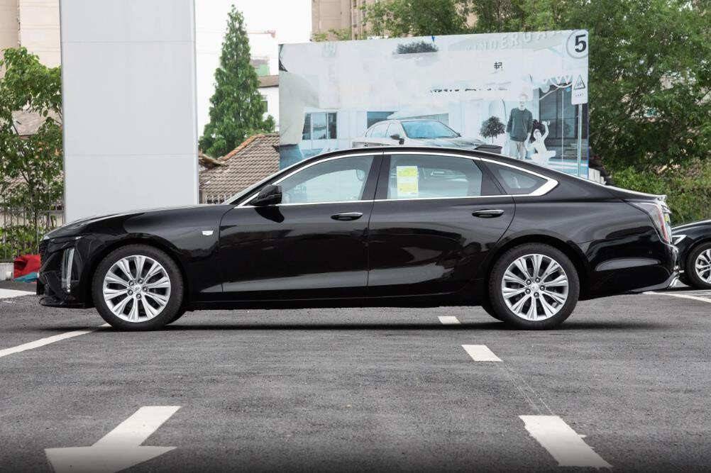 凯迪拉克打响“价格战”，CT6刚上市就降4.5万，全系2.0T动力_搜狐汽车_搜狐网