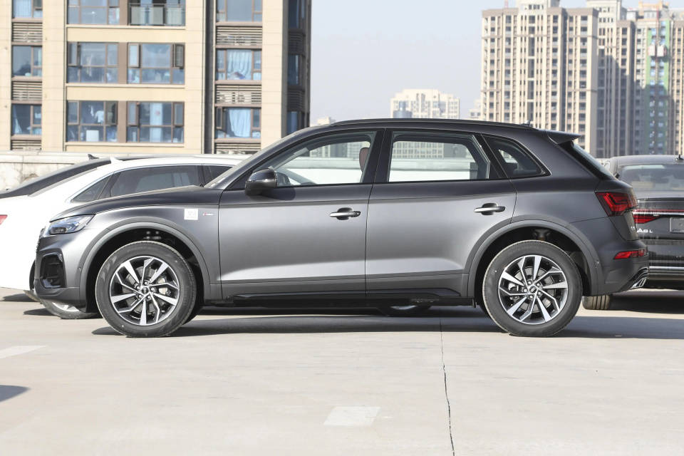 奥迪Q5L深陷价格战！最大降幅达到9.8万，30天卖出了11220辆_搜狐汽车_搜狐网