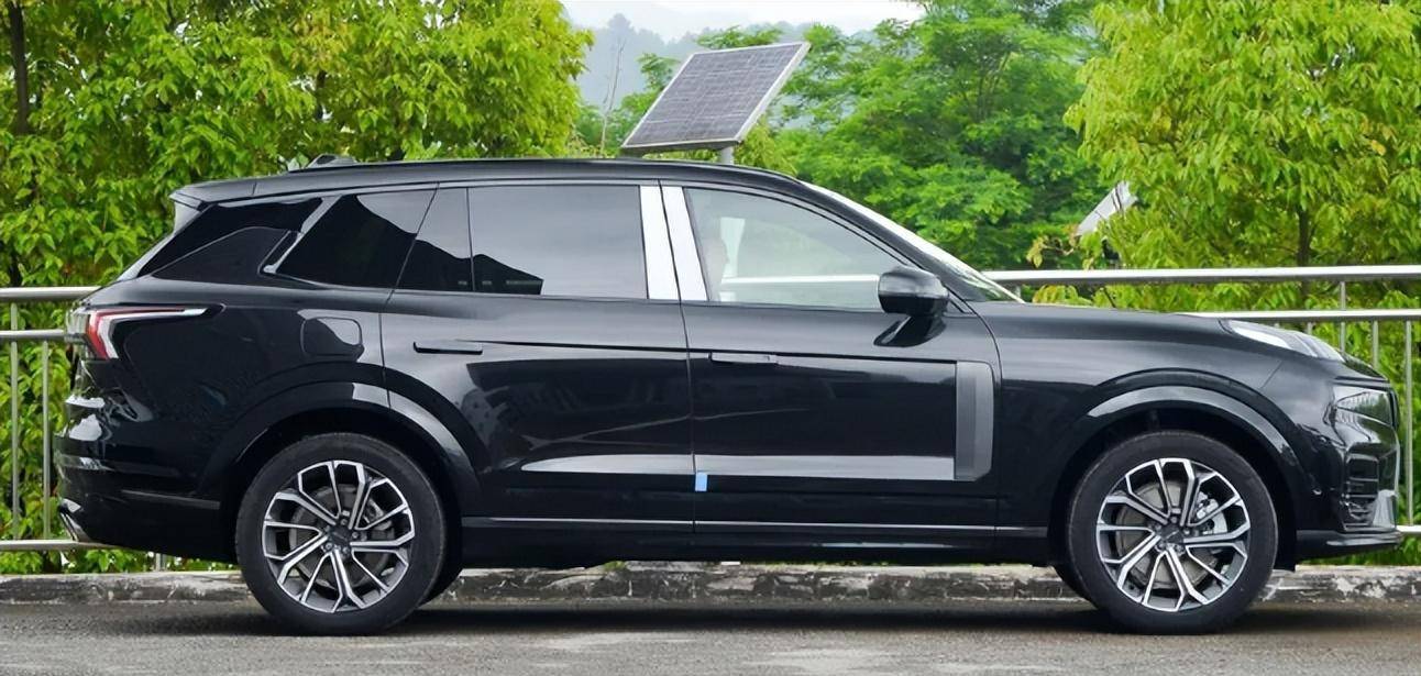 一款国潮中大型SUV，搭2.0T+8AT爆254马力，仅售24.03万起_搜狐汽车_搜狐网