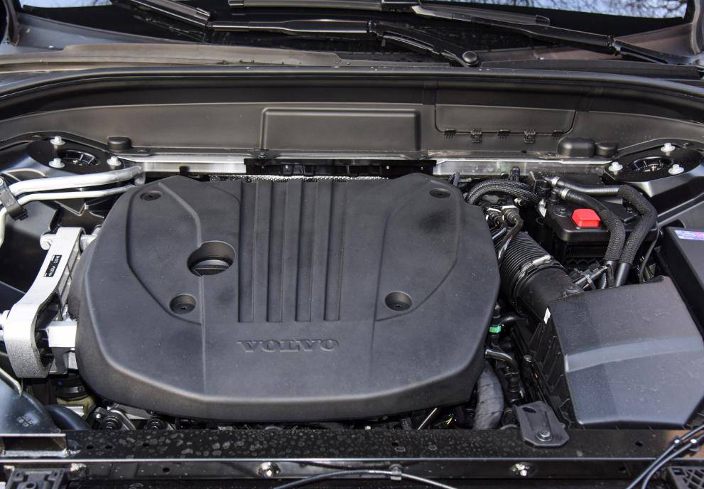 沃尔沃XC60自降身价，与奔驰GLB抢市场，车宽超1米9，不到30万_搜狐汽车_搜狐网