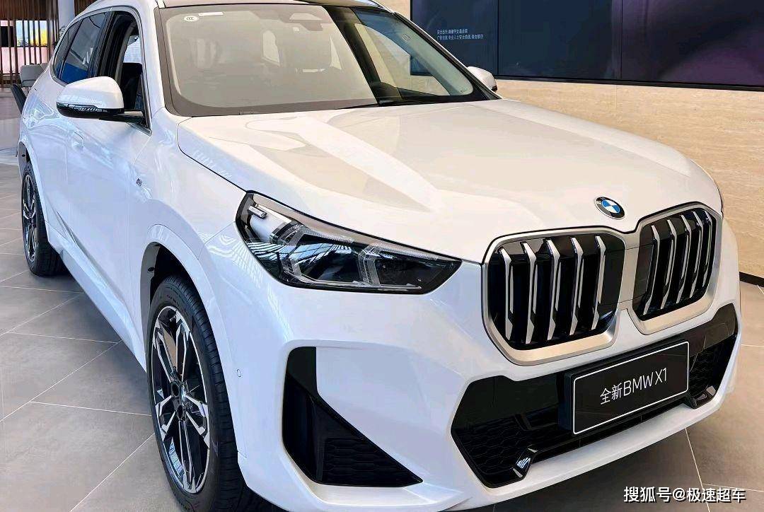 落地26万！2.0T+8AT，全新宝马X1“扛不住了”，竞争新款奥迪Q3_搜狐汽车_搜狐网