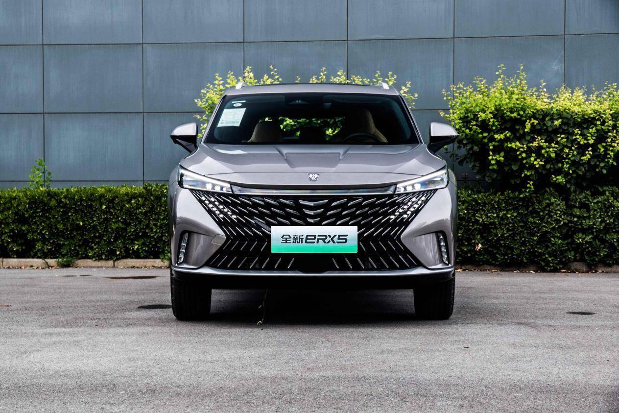 选车不纠结，这款优惠2.4万，售12.99万的全新荣威超混eRX5是绝佳选择_搜狐汽车_搜狐网