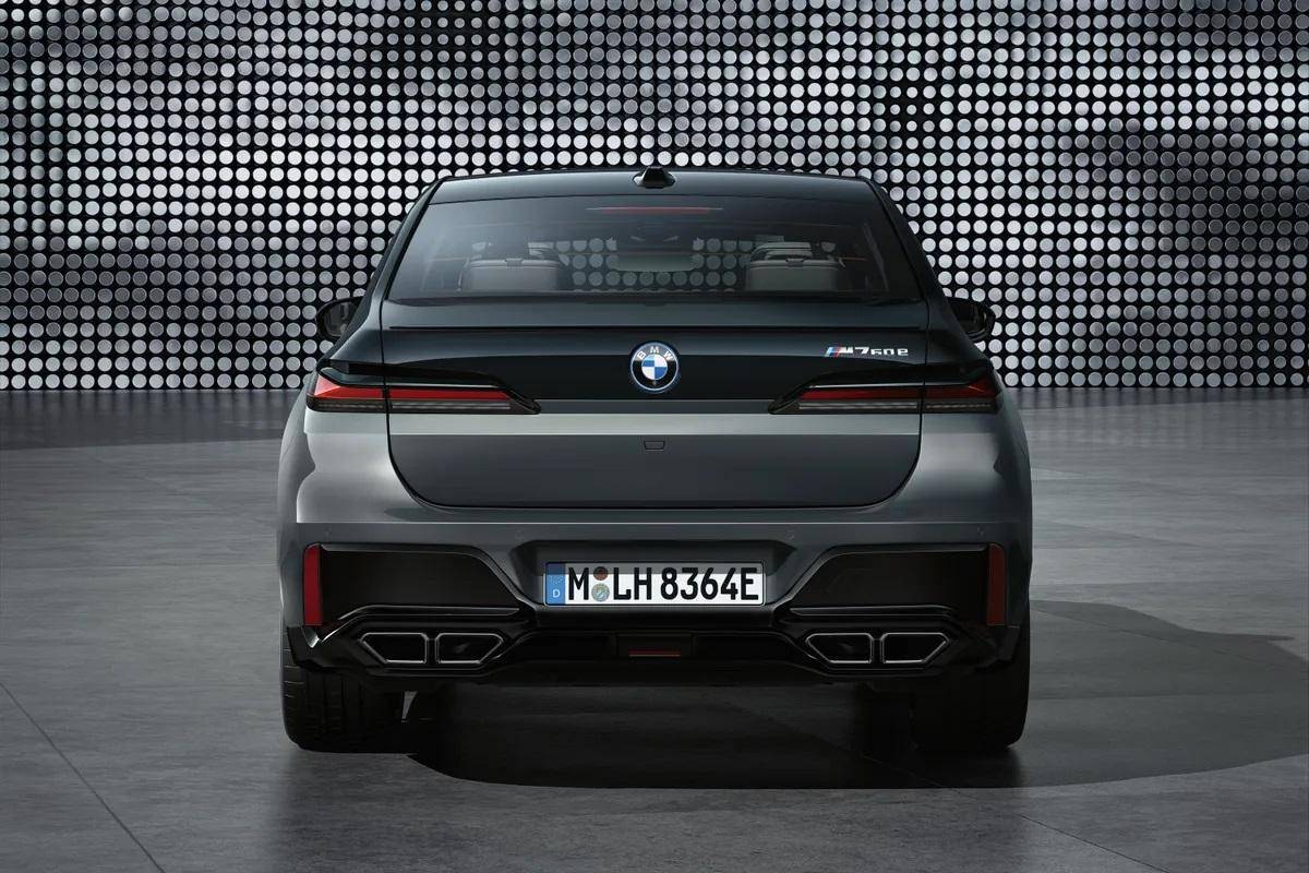 搭载3.0T插混系统 宝马M760Le通过国六b认证 对标奔驰S 450 e L_搜狐汽车_搜狐网