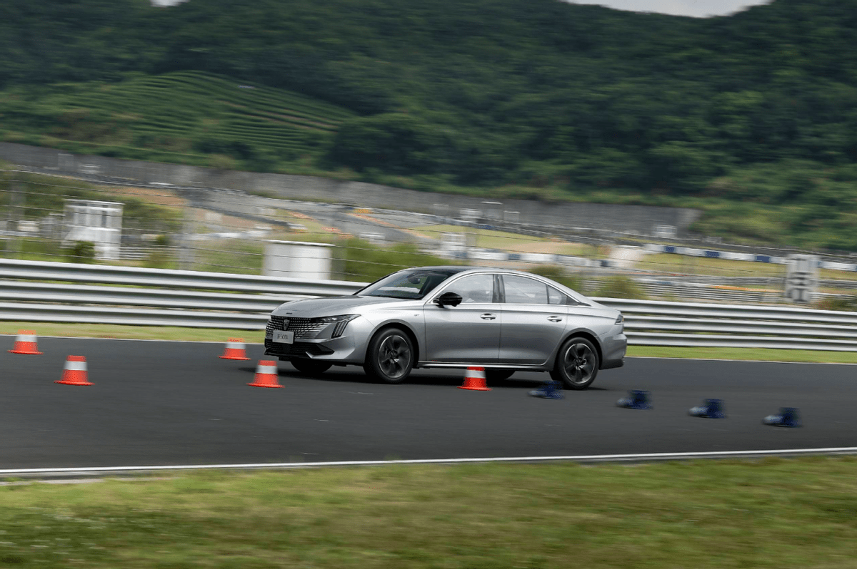 “新法式驾控旗舰”新508L掌控国际赛道 重燃你的驭望！_搜狐汽车_搜狐网