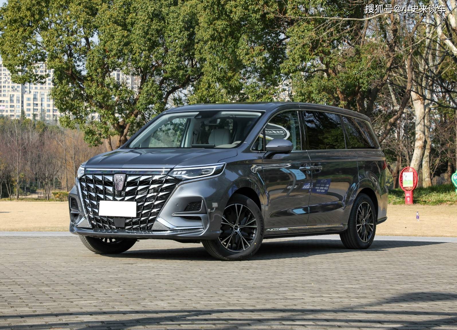 亲民版“GL8”不到19万上市！车长超5米配航空座椅，搭载2.0T+8AT_搜狐汽车_搜狐网