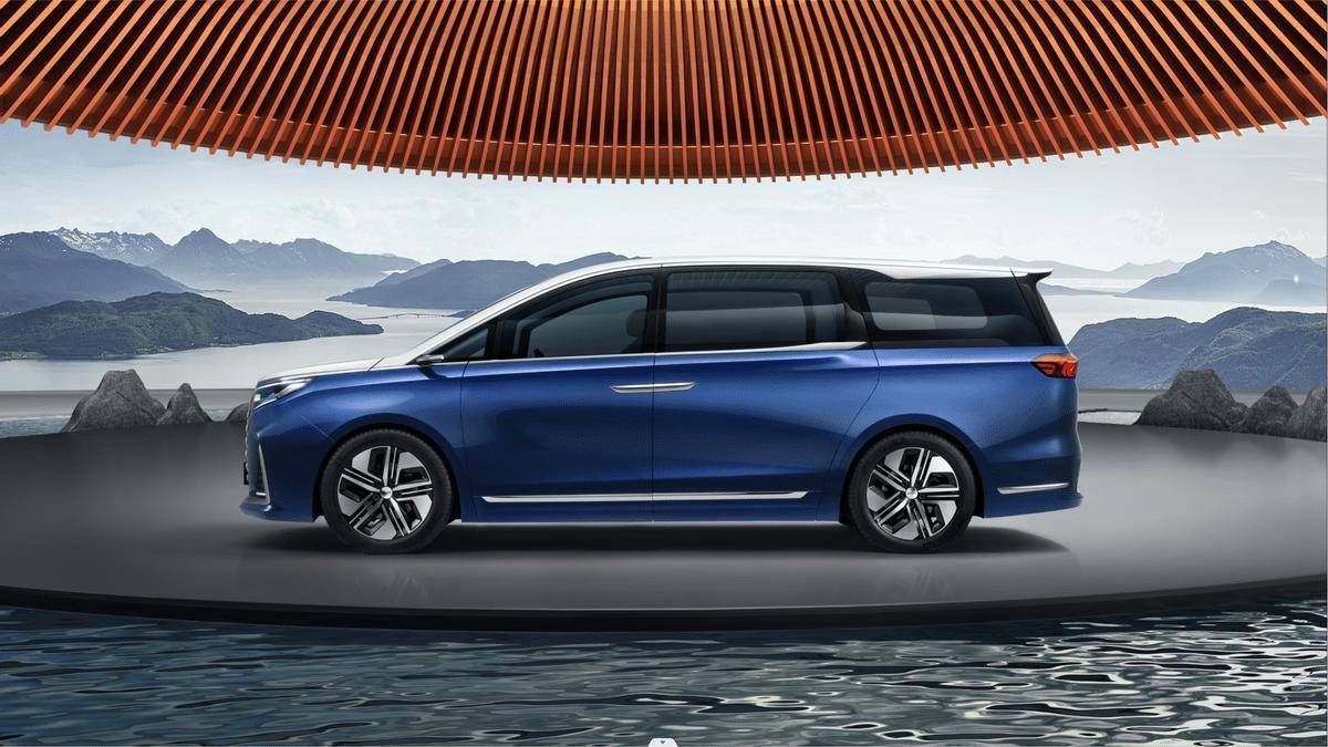 江淮瑞风RF8成都车展亮相在即，一场插混MPV变革即将到来？_搜狐汽车_搜狐网