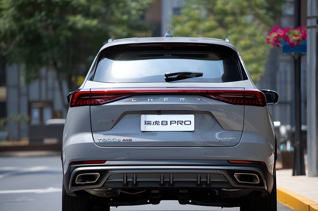 称得上降维打击吗？瑞虎8 PRO对比第二代CS75PLUS_搜狐汽车_搜狐网