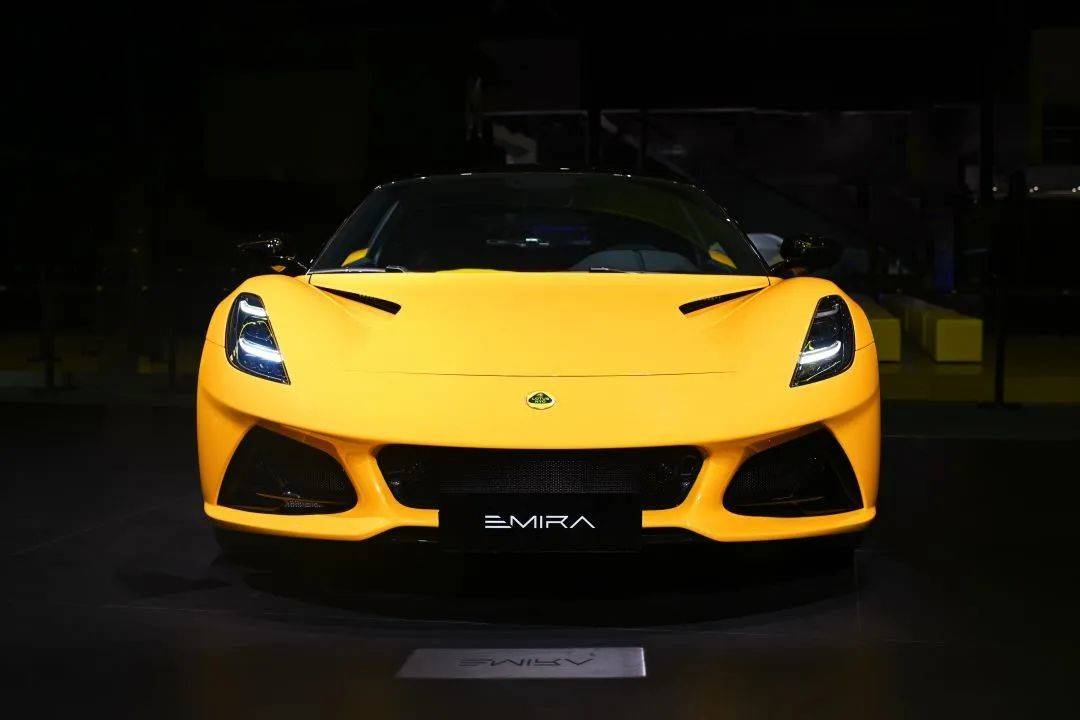 2小时订单破百！传承75年赛道基因 路特斯Emira带来不容错过的纯粹驾驶乐趣_搜狐汽车_搜狐网