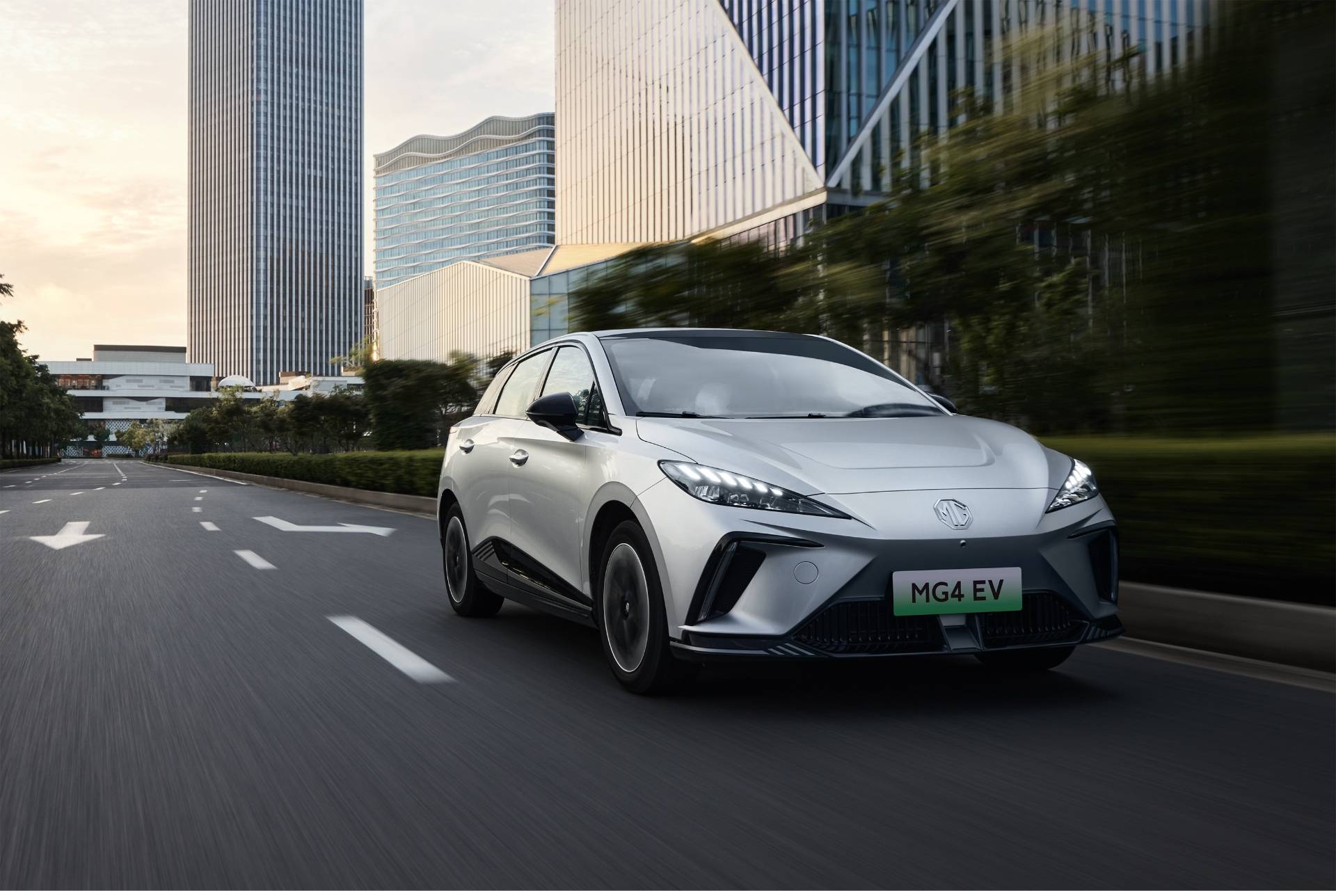 MG4 EV 出海冠军版上市，最长续航520公里，限时售价11.58万_搜狐汽车_搜狐网