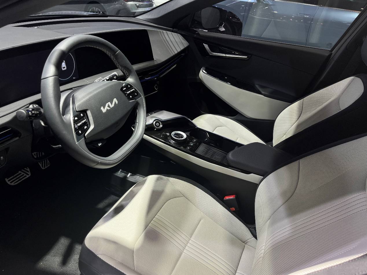 2023郑州大河车展：起亚纯电EV6 & EV5双车发布_搜狐汽车_搜狐网