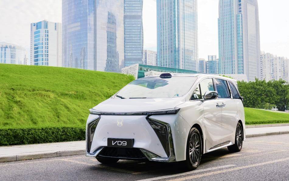 合创V09打造高端豪华MPV：一步到位的“电动埃尔法”_搜狐汽车_搜狐网