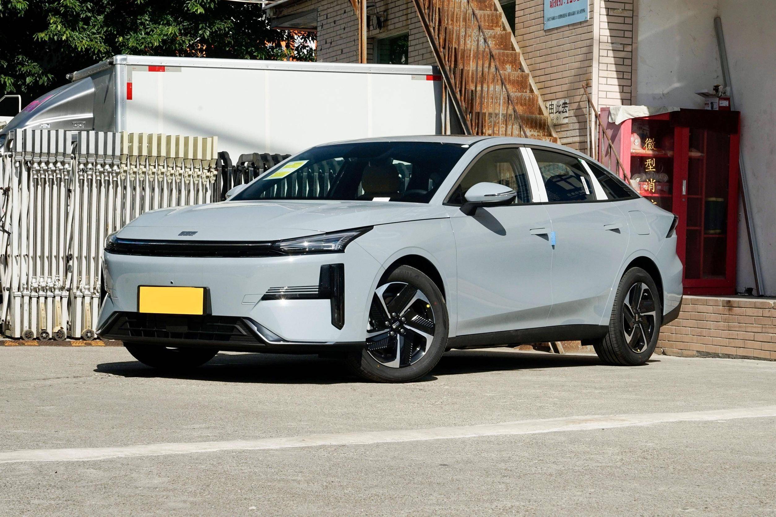 售11.58万起，比秦PLUS DM-i贵一万多，银河L6值得入手吗？_搜狐汽车_搜狐网