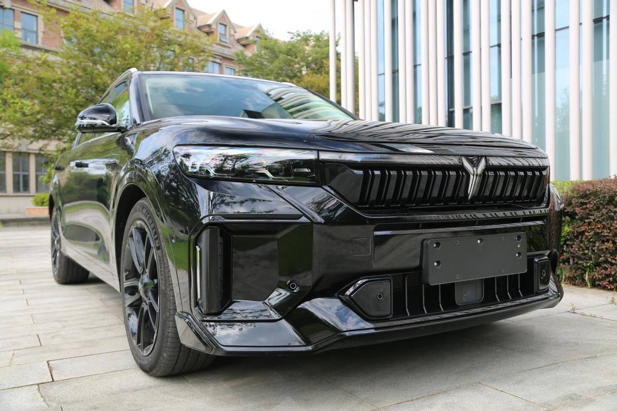 豪华新能源SUV大PK，对比新岚图FREE和新问界M7，我发现了差距_搜狐汽车_搜狐网