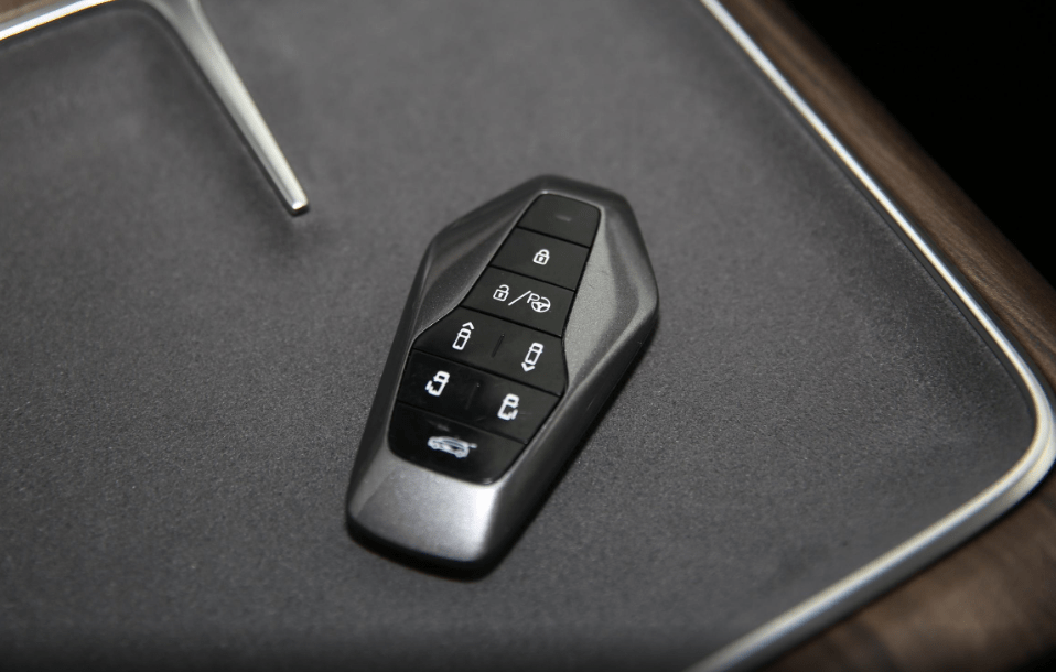 为了比拼腾势D9，合创V09有备而来，连800V快充也搬出来了_搜狐汽车_搜狐网