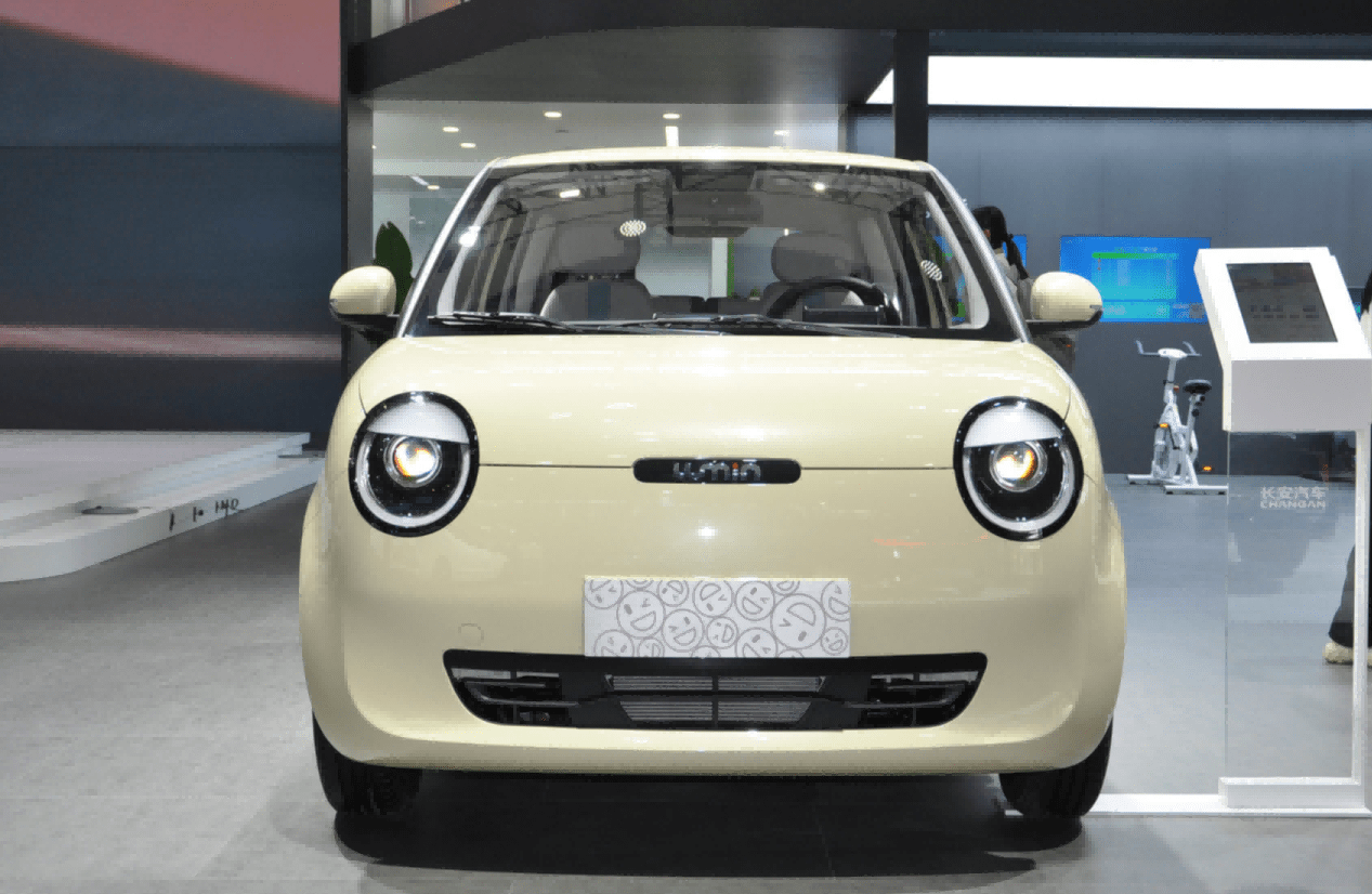 入门级纯电小车 选零跑T03还是Lumin？_搜狐汽车_搜狐网