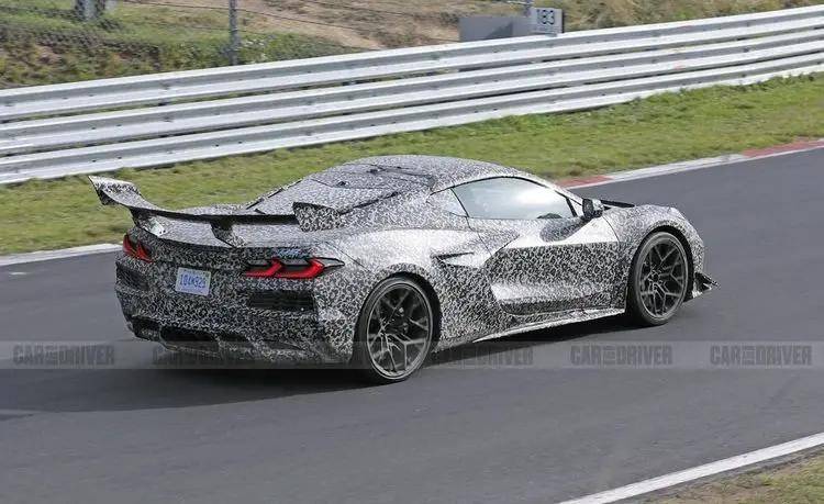 2025 款雪佛兰 Corvette ZR1 谍照曝光_搜狐汽车_搜狐网