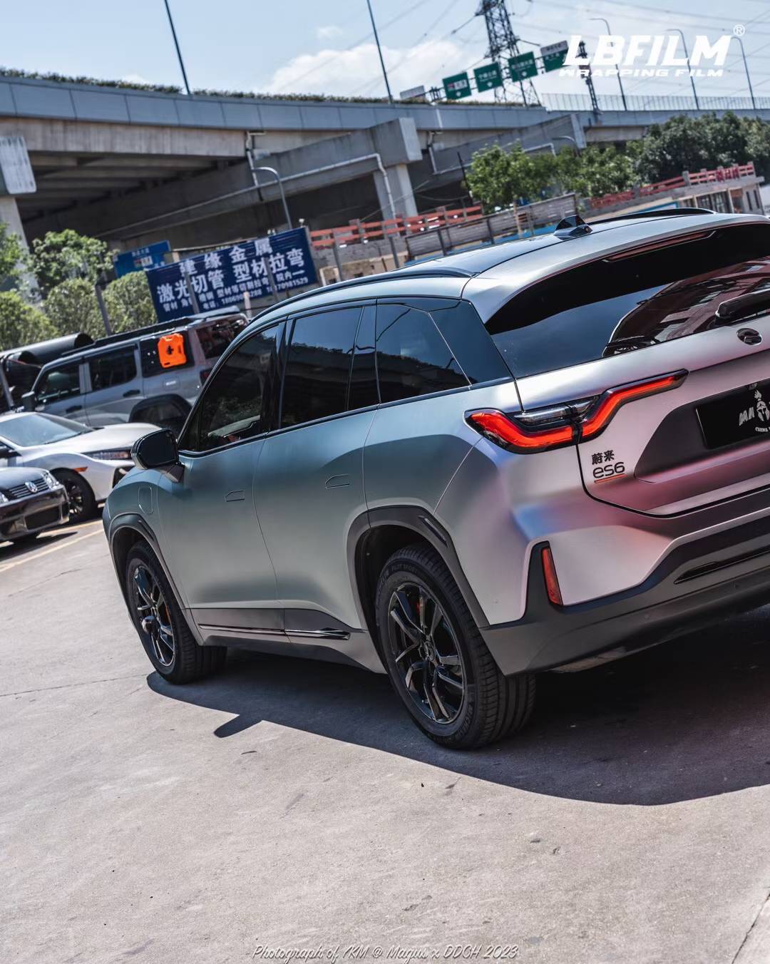 蔚来ES6-LB改色膜卡普里灰紫，低饱和的色感_搜狐汽车_搜狐网