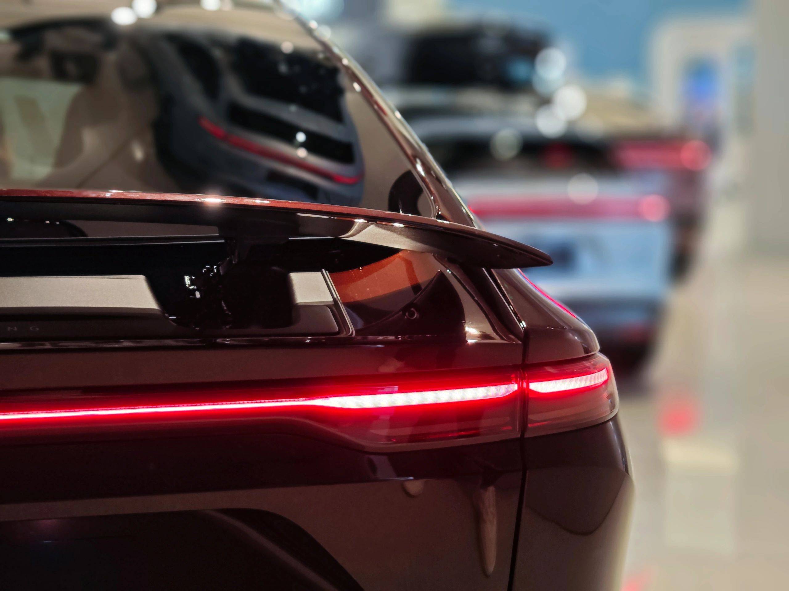 这可能是我看过最好看的红了，EC7的M42星云红_搜狐汽车_搜狐网