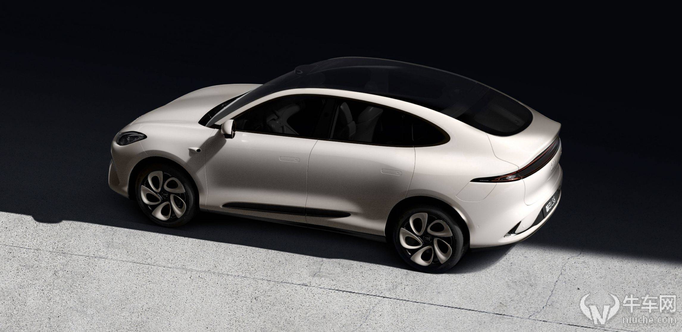 全系标配NOA，且终身免费！智己LS6正式上市21.49万起！_搜狐汽车_搜狐网