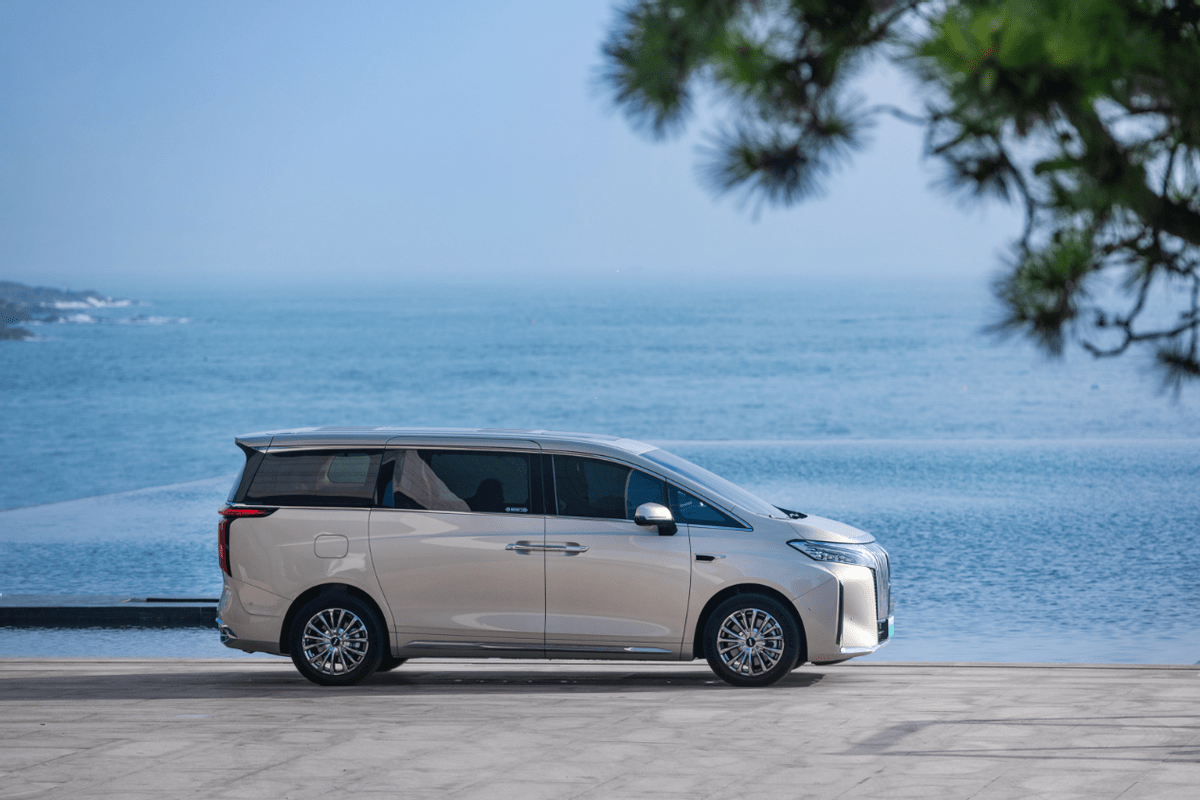 国产MPV天花板花落谁家？33.58万起上市的魏牌高山MPV当仁不让_搜狐汽车_搜狐网