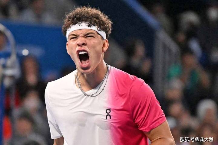 翻译：美国21岁谢尔顿pk30岁卡拉采夫，争夺ATP500东京冠军_决赛_巡回赛_相关