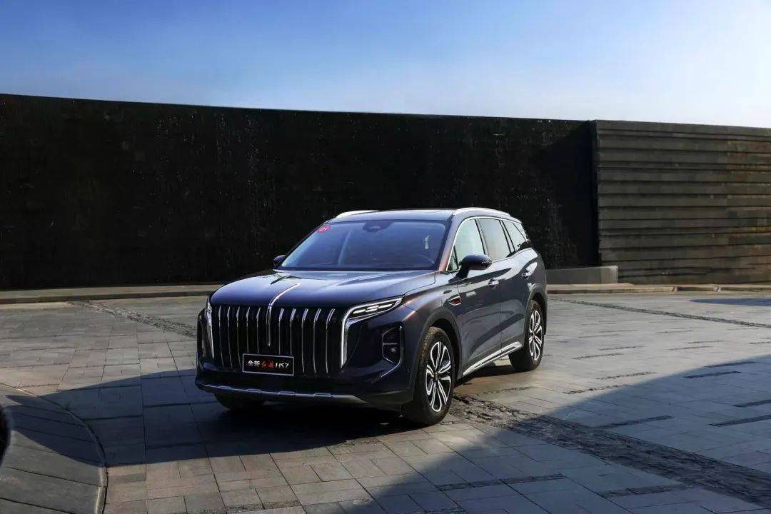 体验中式豪华旗舰级SUV！全新红旗HS7_搜狐汽车_搜狐网