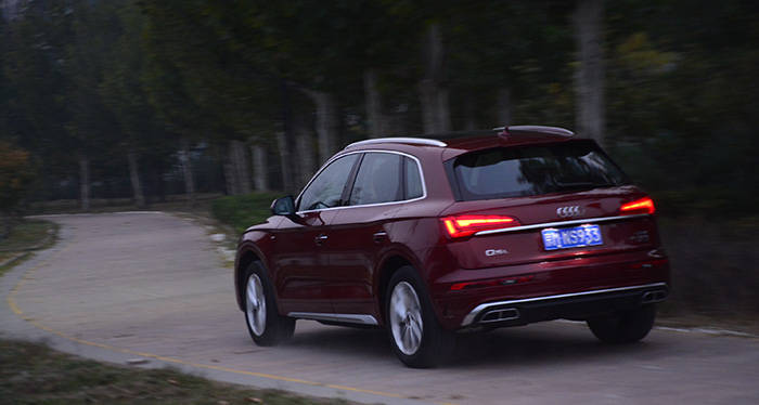 均衡务实的最佳选择？体验奥迪Q5L 40TFSI车型_搜狐汽车_搜狐网