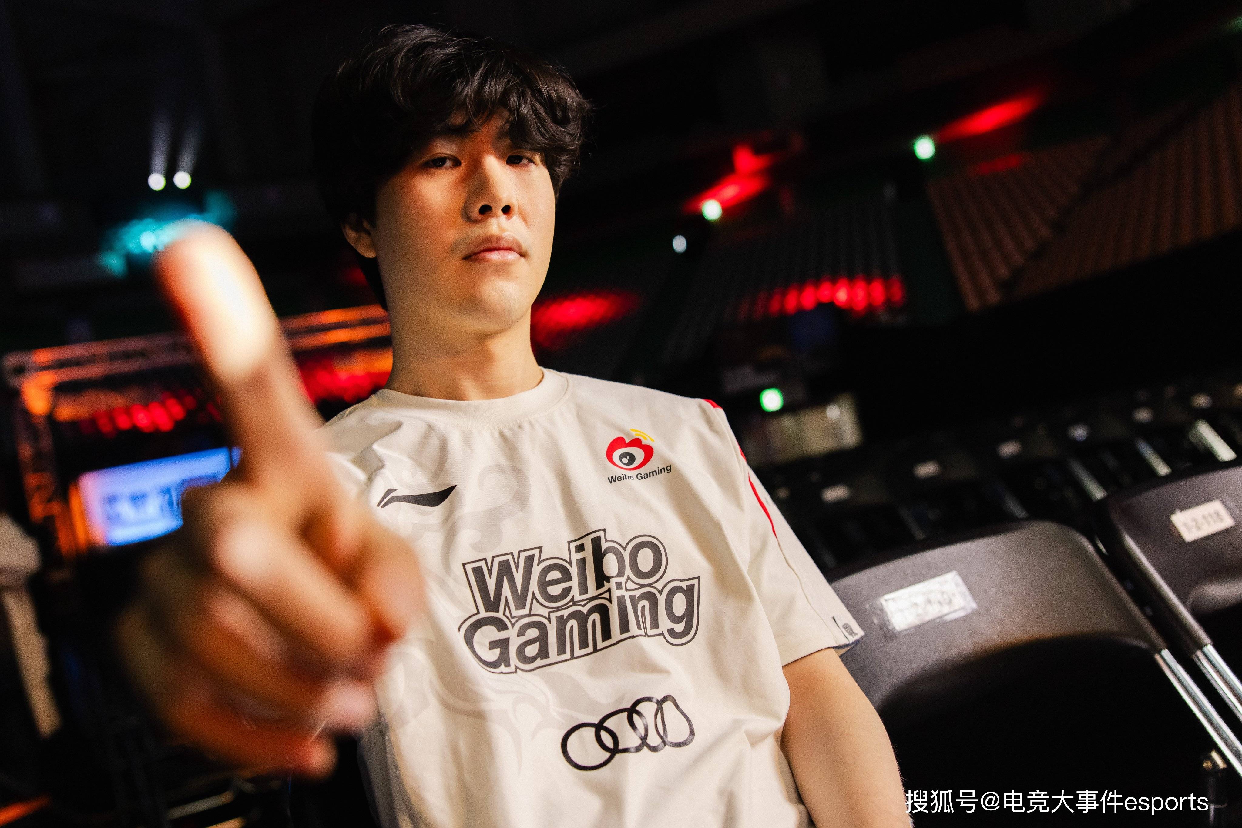 国外网友热议WBG晋级S13决赛：Bin再次被扔进了垃圾桶！-搜狐大视野-搜狐新闻