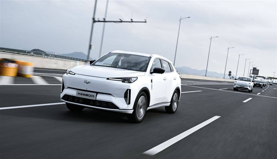 插混还得看长安？试驾：长安启源A06/Q05_搜狐汽车_搜狐网