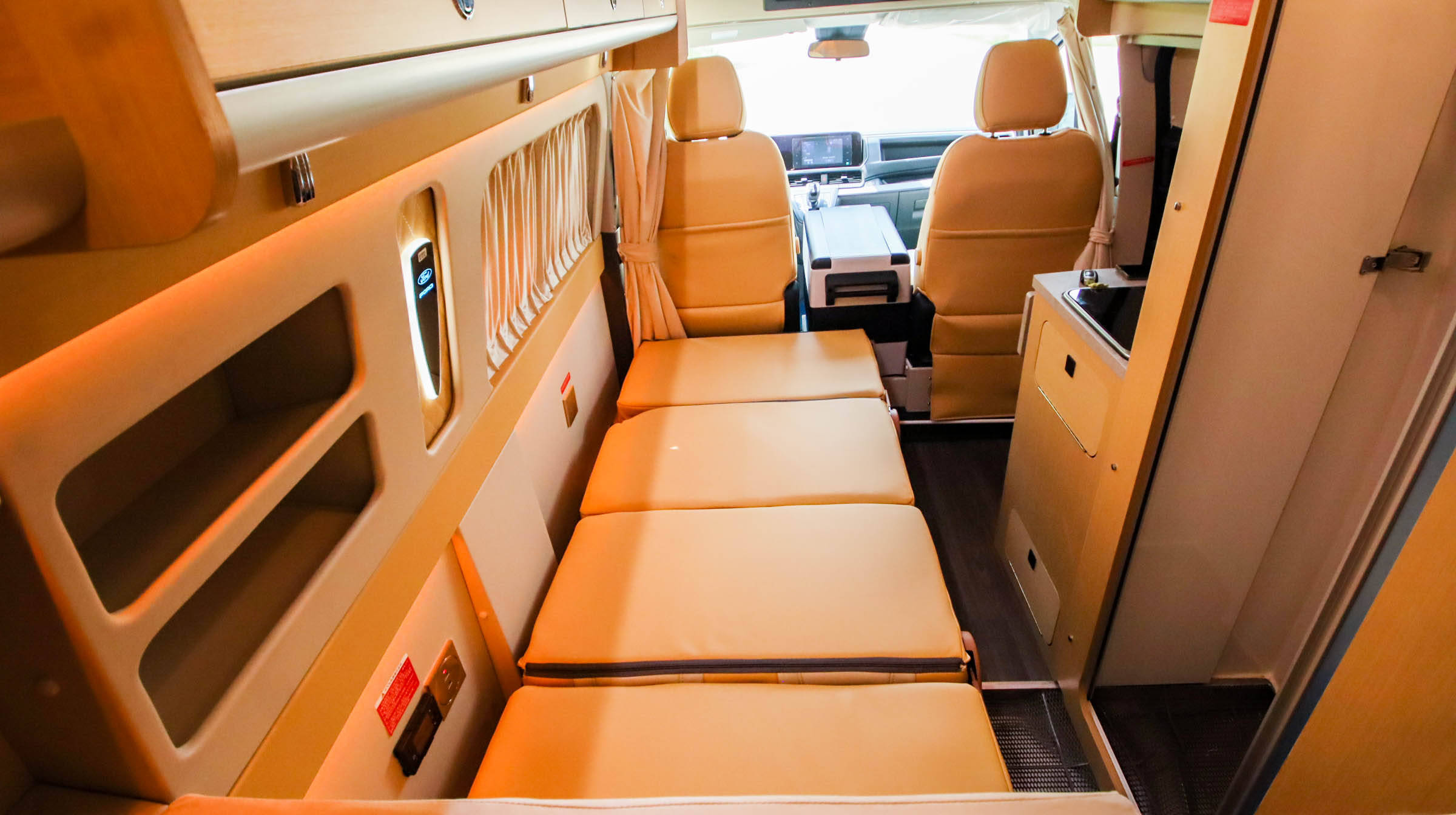 南昌福特V362小房车，经典白都市通勤旅居，趣蜂B610_搜狐汽车_搜狐网