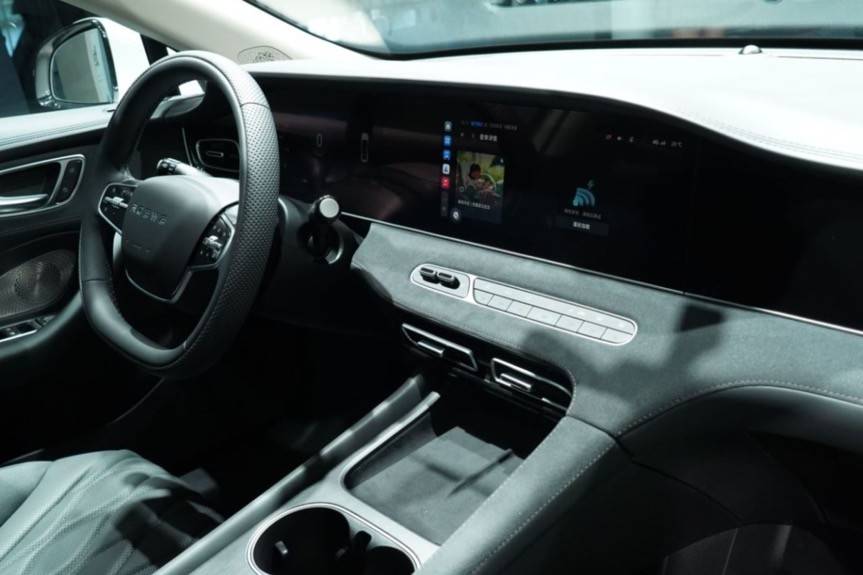 比亚迪秦PLUS EV赢在起跑线，荣威D7 EV直接弯道超车_搜狐汽车_搜狐网