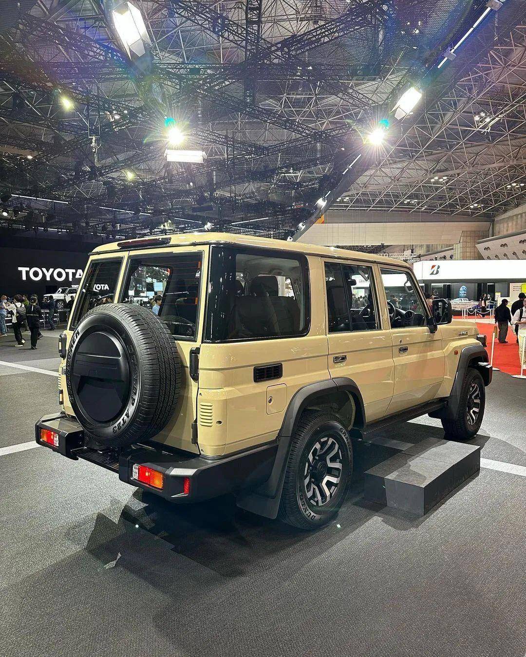 新款丰田LC70 三门版，约人民币 33万，进口考虑吗？_搜狐汽车_搜狐网